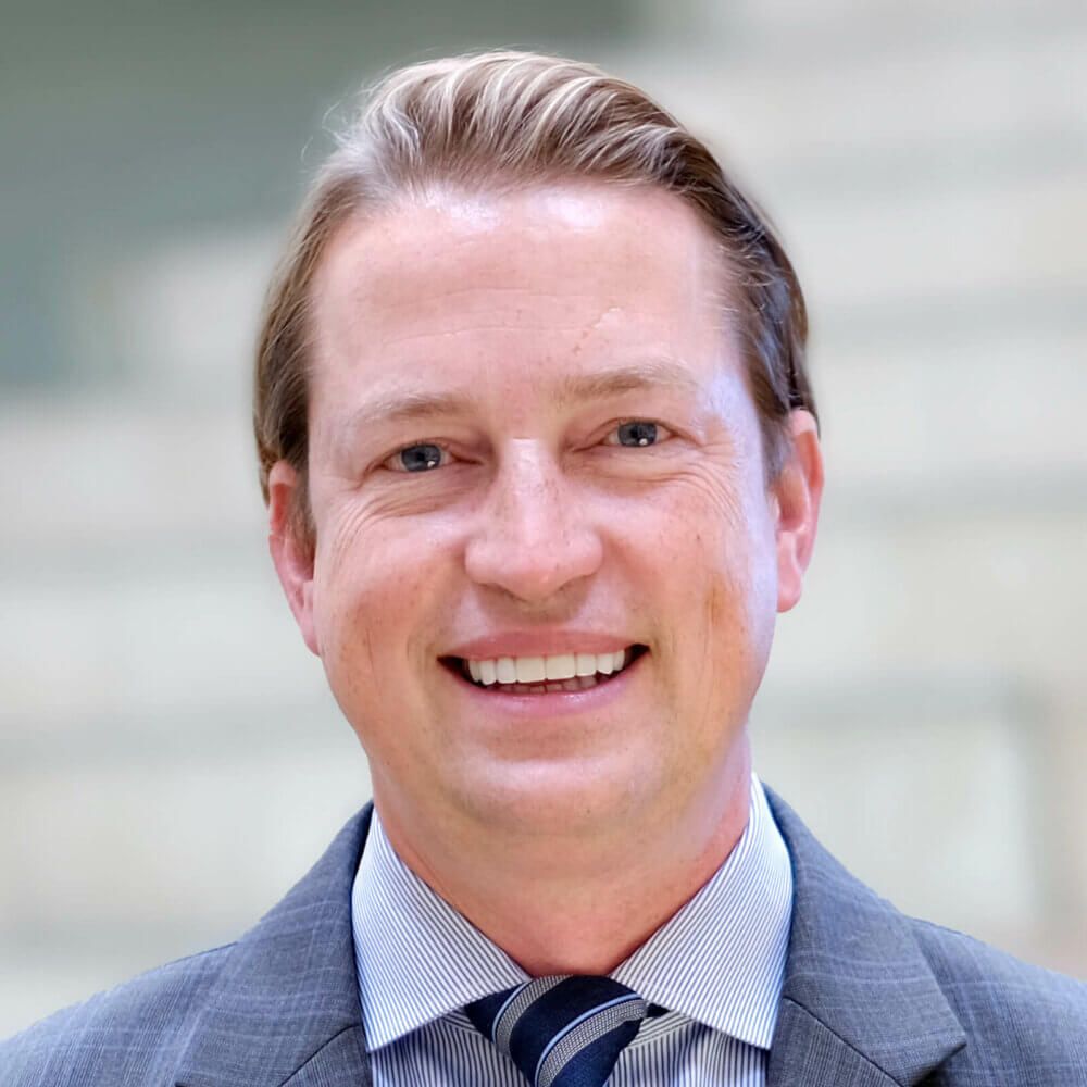 William R. Chisholm - Thornburg Investment Management®